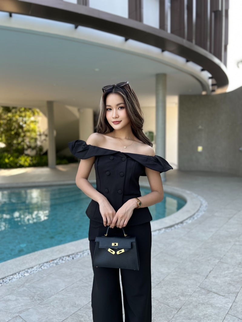 Lady Luxe: Off-Shoulder Suit With Full Lining Real Button Details All ...