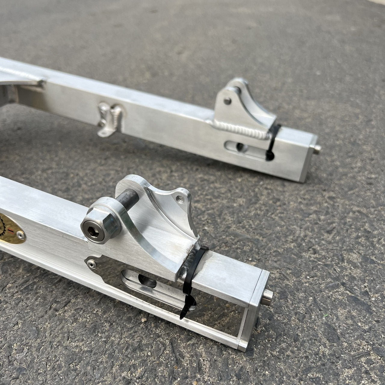 Old DKT W100 Swing Arm Claw Box. | Shopee Philippines