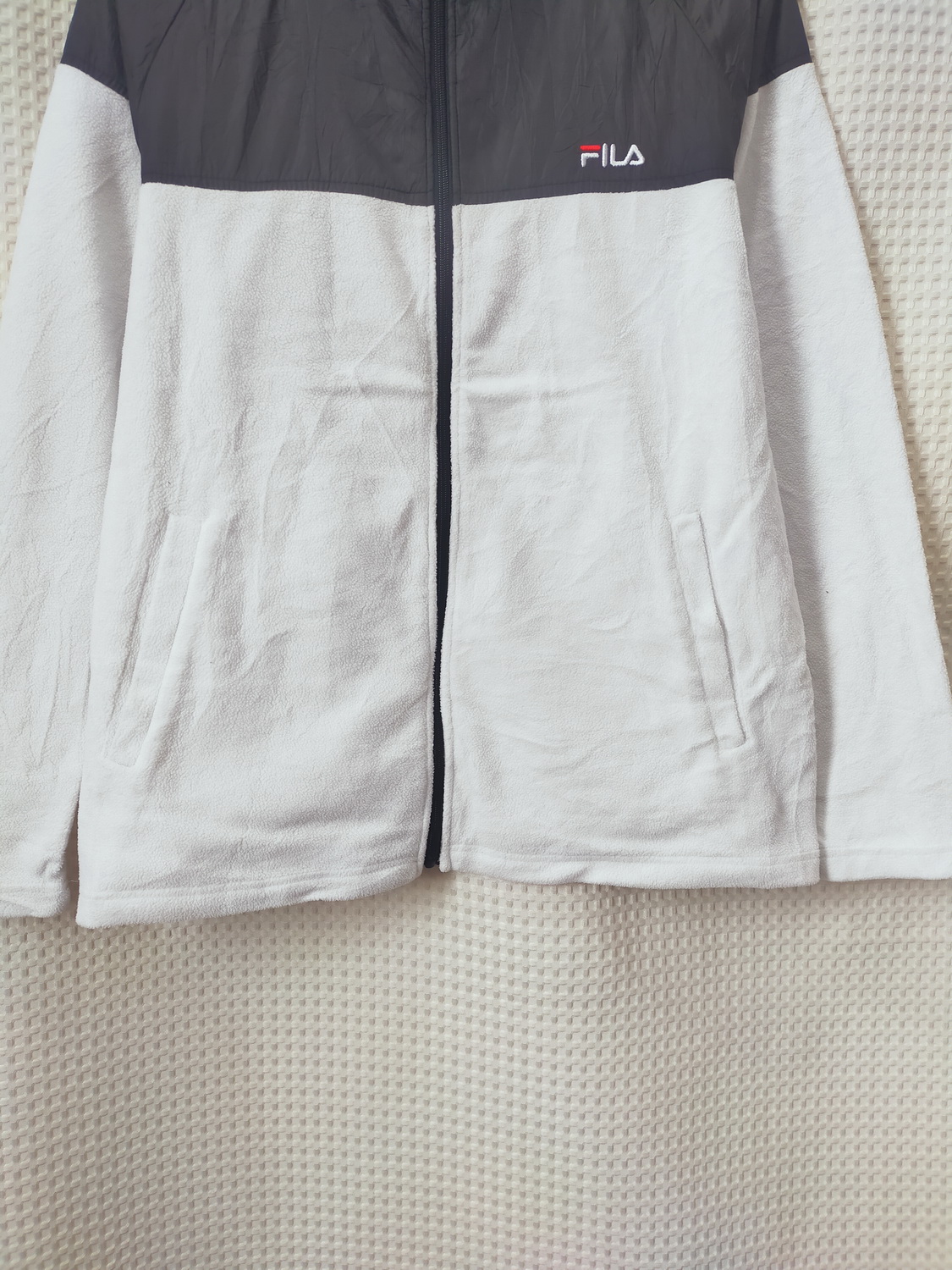 FILA Short Fur Winter Jacket Warm To Wear Casual Sweater Comfortable ...