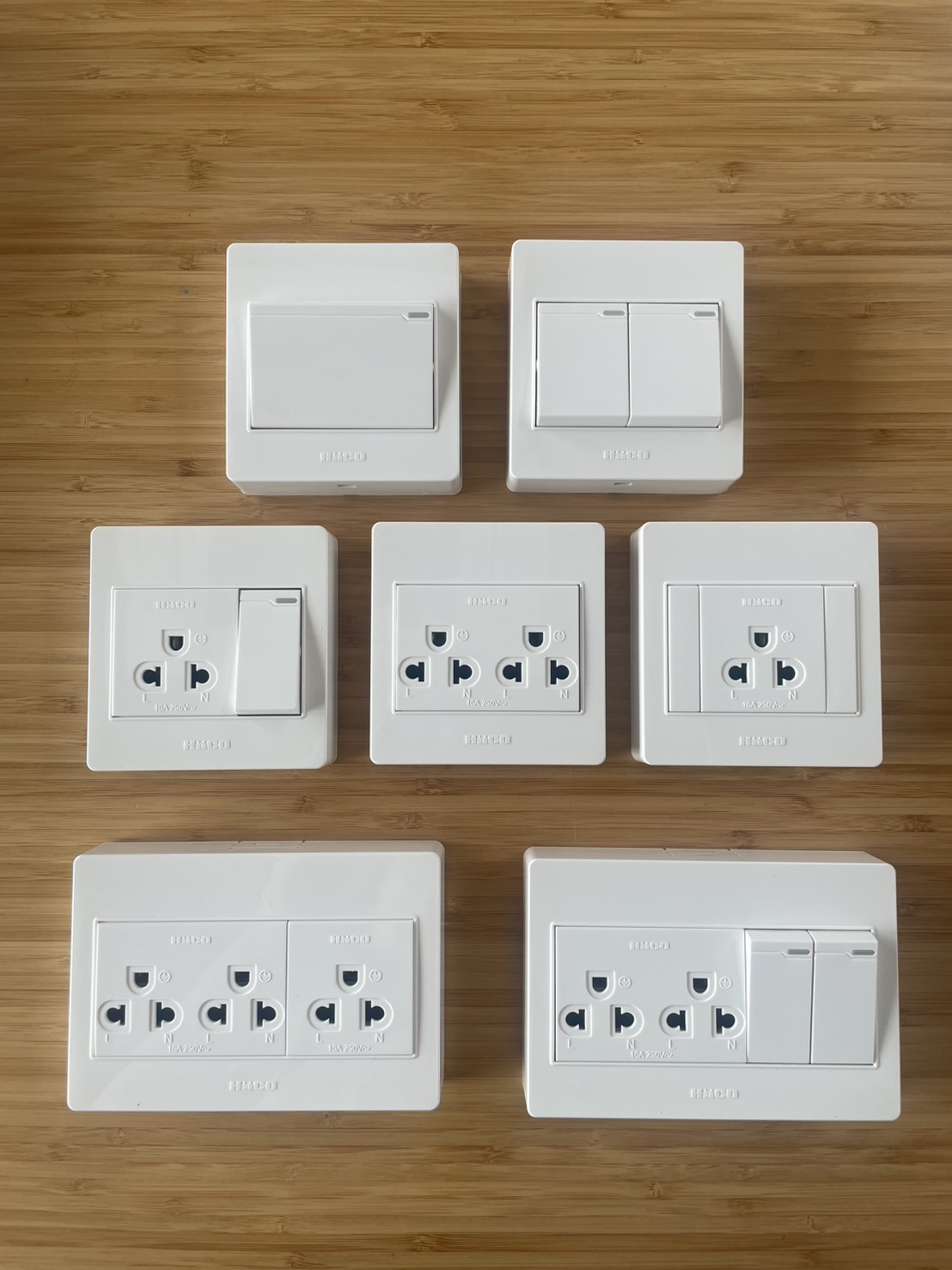 HACO Floating Block Set Light Switch And Socket M+ Series (Block Is ...