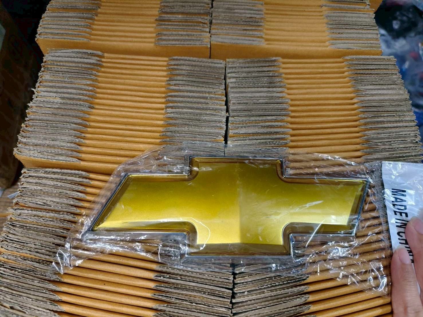 CHEVROLET Logo Gold Color | Shopee Philippines