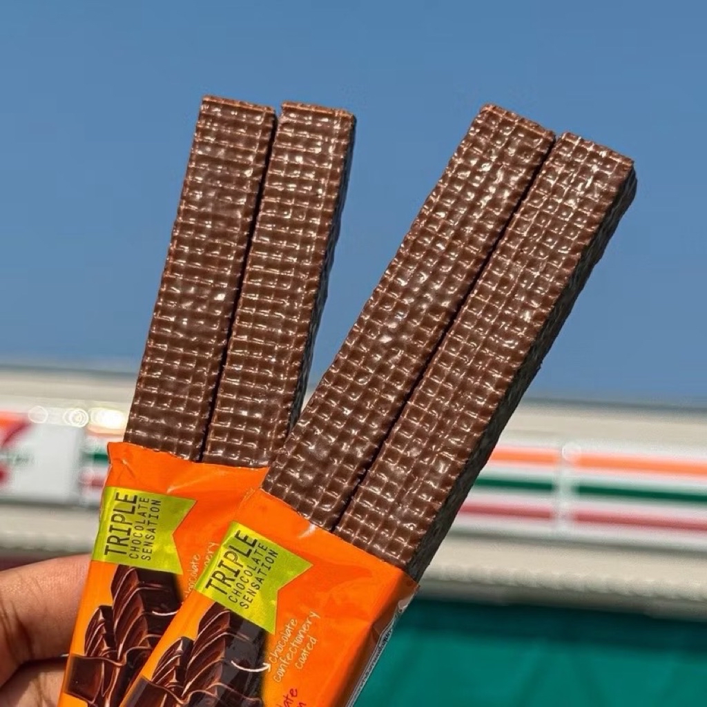 [5 + 1] Superstar Twin Chocolate Cream Wafer 36 G. 12 Packs | Shopee ...