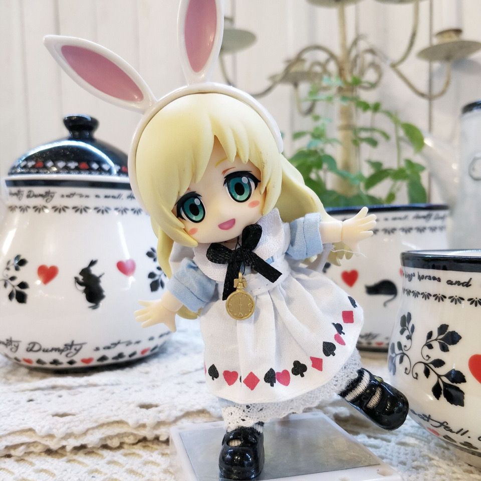 Anime Figure Alice In Wonderland Q Version Rabbit Real Clothes Dress Up ...