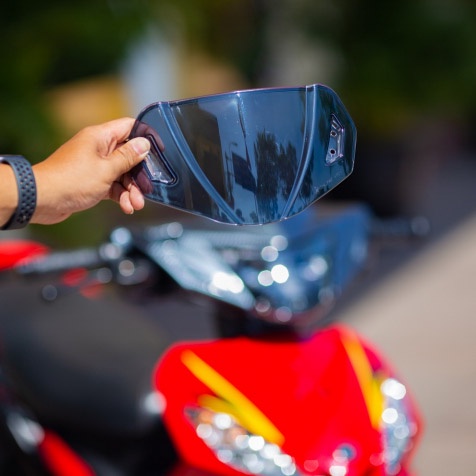 Zhipat WINDSHIELD LIGHT HEAD mounted on Wave A 110/100, Wave RSX ...