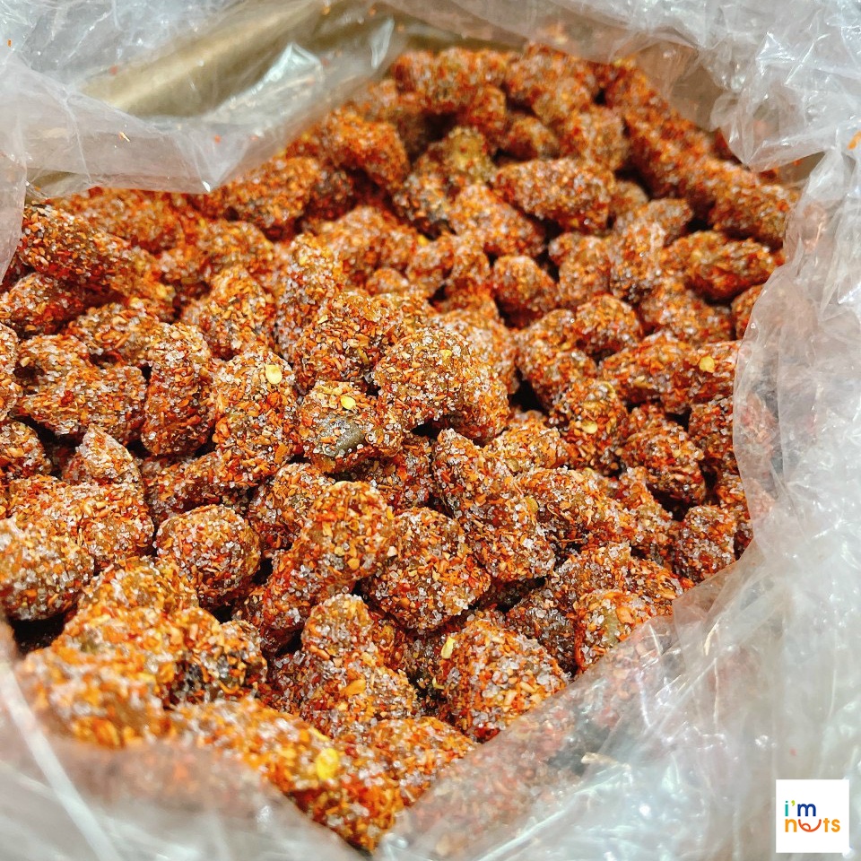 Super delicious tamarind shaken with salt and spicy chili, 1 jar of ...