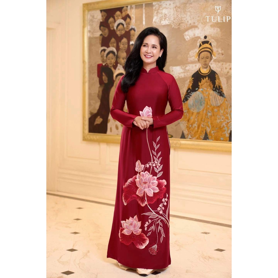 High-quality Queen's silk Huong Phuong Ao Dai with traditional shape and lotus flower ...
