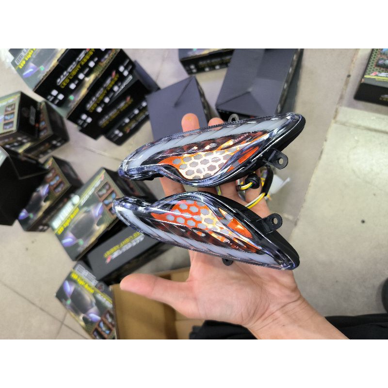 Audi turn signals mounted on Wave a 100, Wave a 110, Wave RS 100, WS100 ...