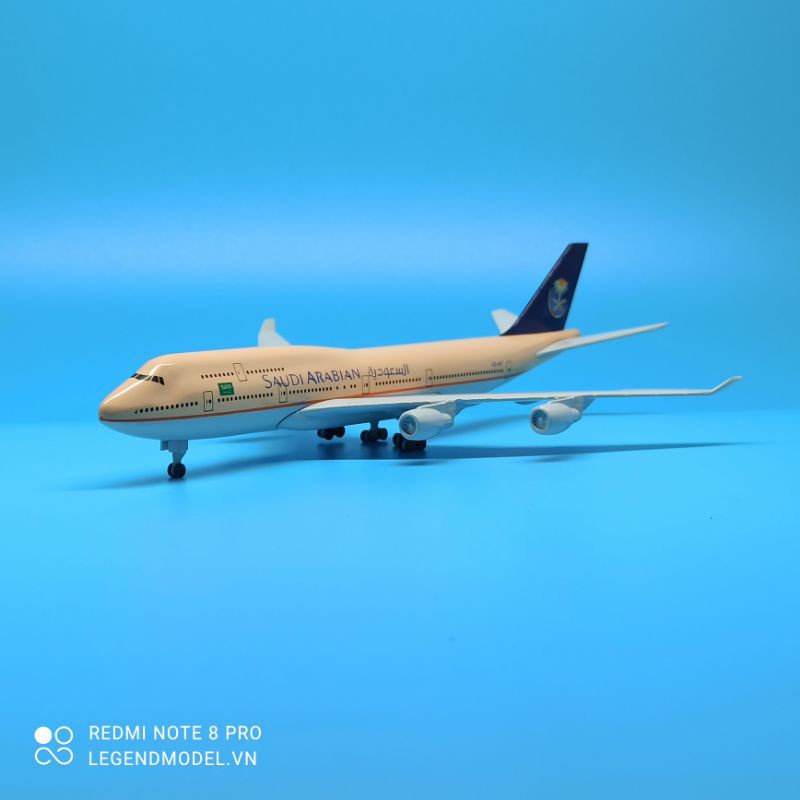 Saudi Arabian Airlines Airplane Model | Shopee Philippines