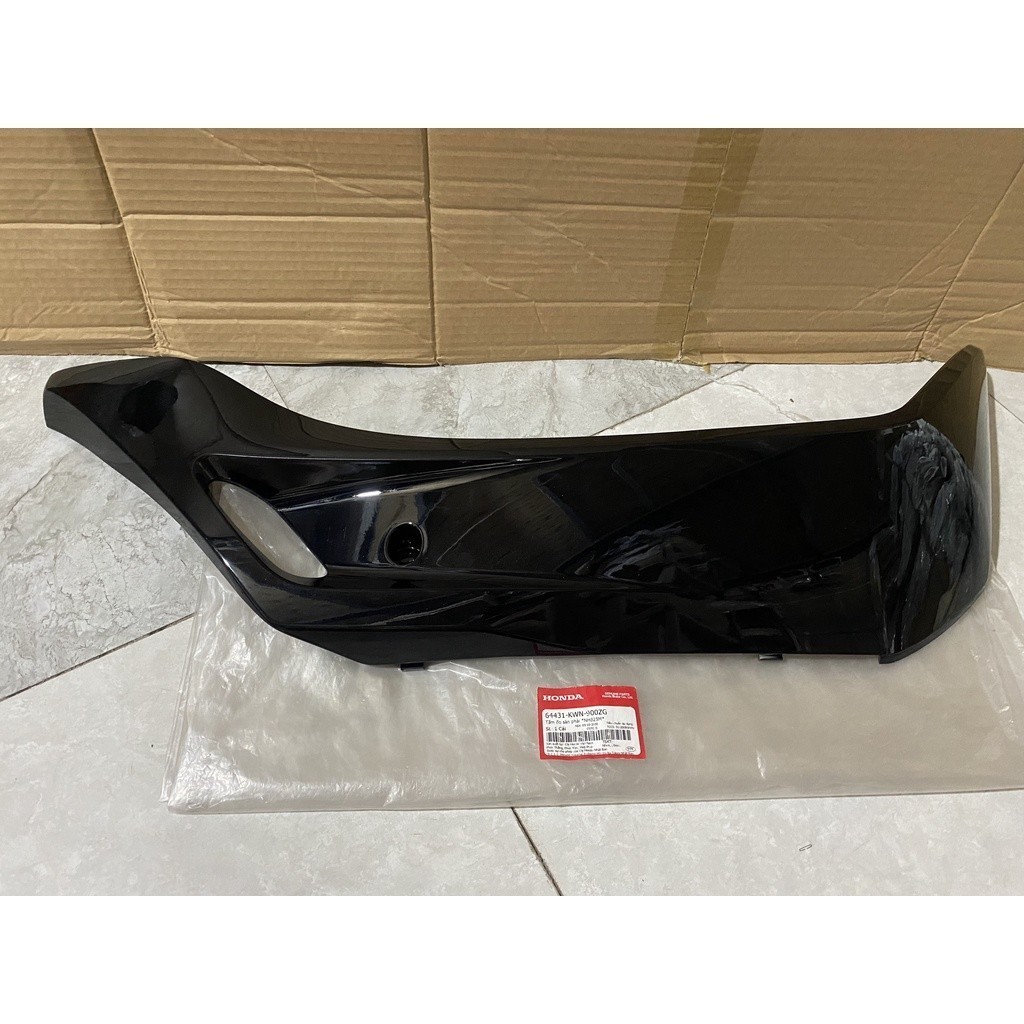 Right floor panel | Side bar PCX 125 (2010-2011) Gloss Black (64431-KWN ...