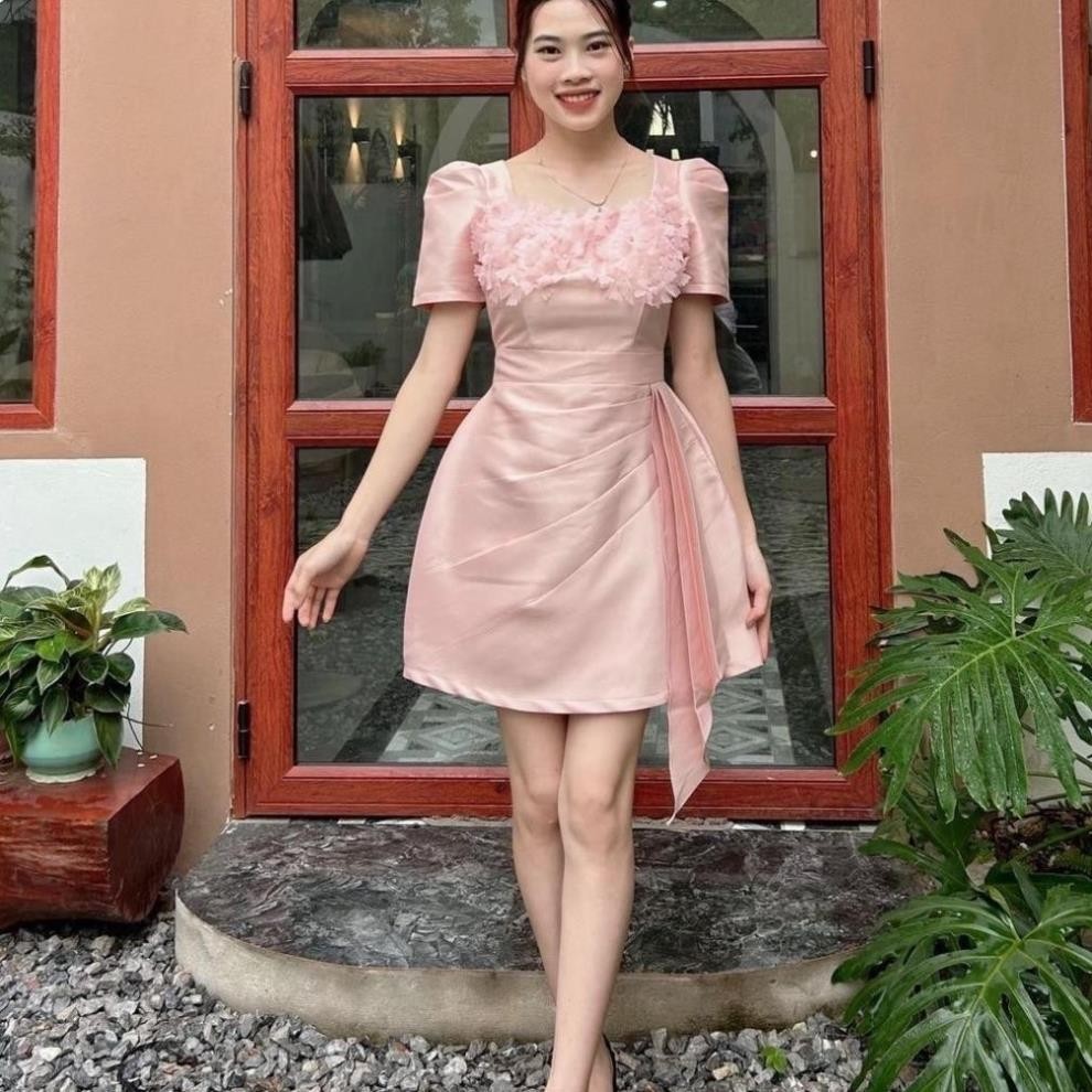 Women's Dress Dress With Cross Flap Tafta Design And Chest Flower ...