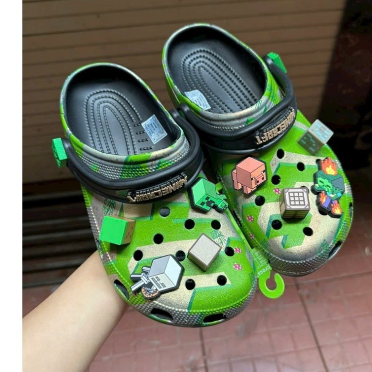 Minecraft x Crocs Collab Clogs | Shopee Philippines