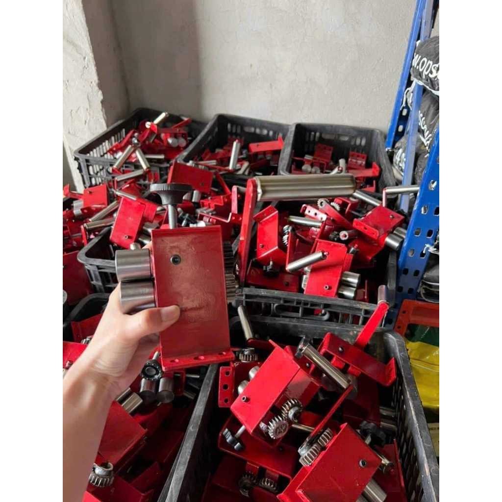 Rolling machine for license plates for cars, motorbikes, and electric ...