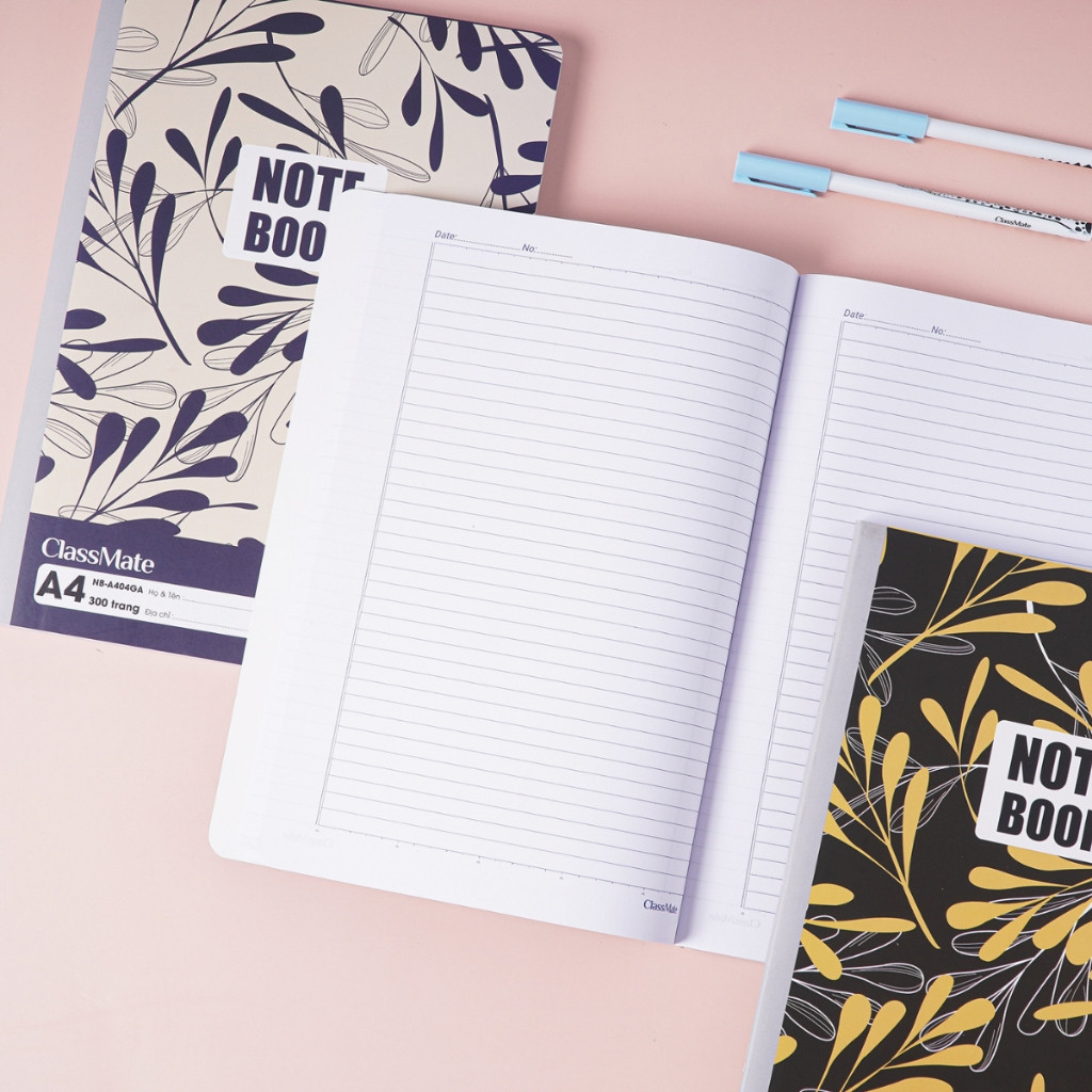 A4 CLASSMATE Notebook 300 Pages, Neutral Color Floral Design, Smooth ...