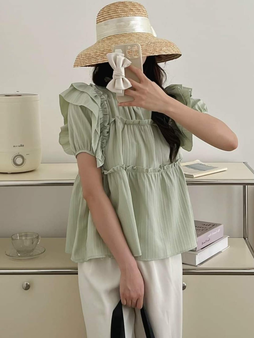 BARE_Ruffle collar shirt with wave ribbed fabric, elegant style - A225 ...