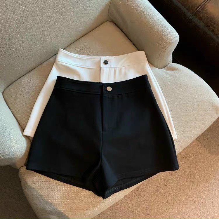 High-waisted shorts - basic form shorts hugging body UMI fabric, good ...