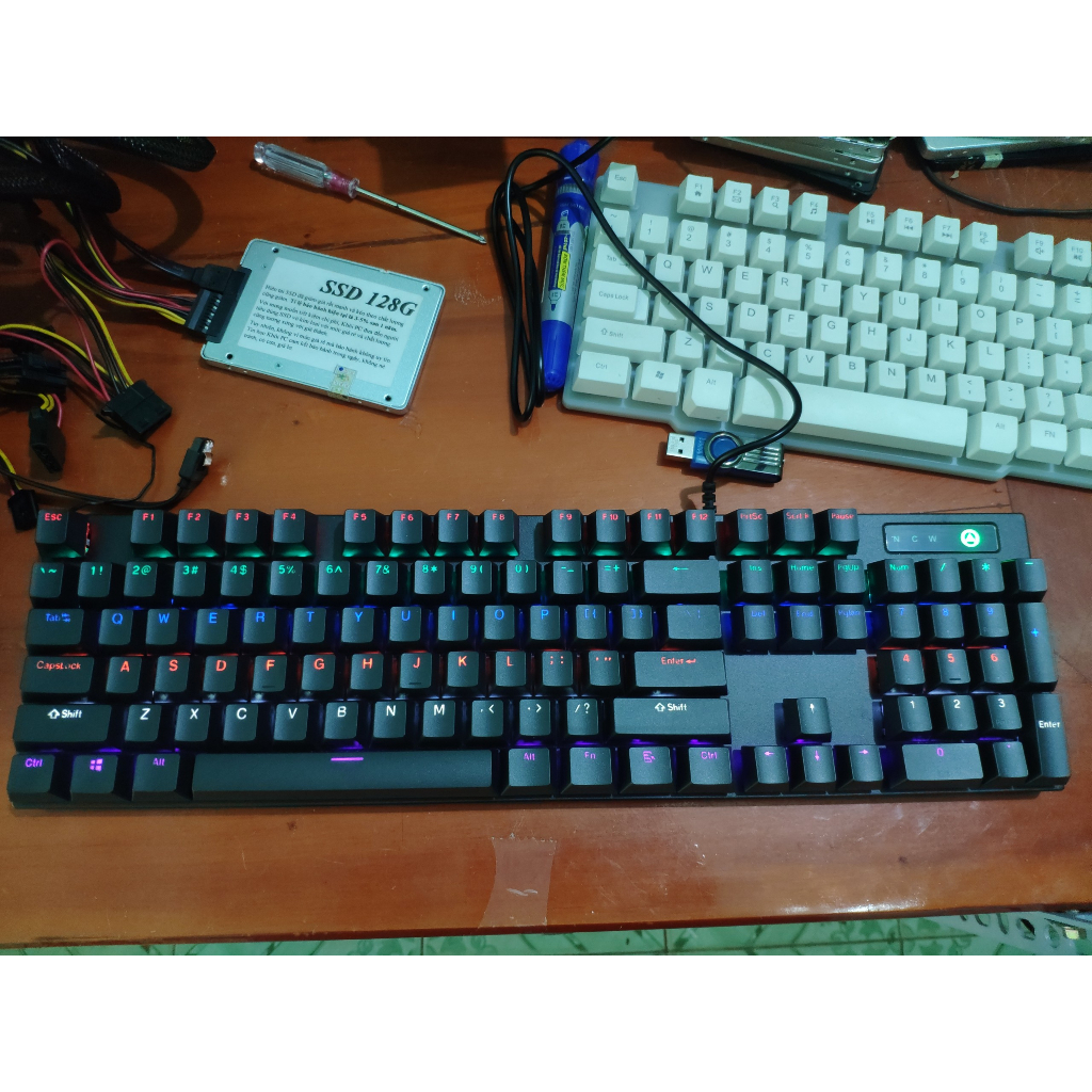 Cheap blue switch led rainbow wired mechanical keyboard USB mechanical ...