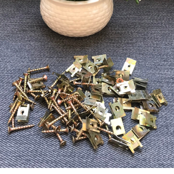 Set of 5 U-shaped screw clamps + screws used to cover fenders and ...