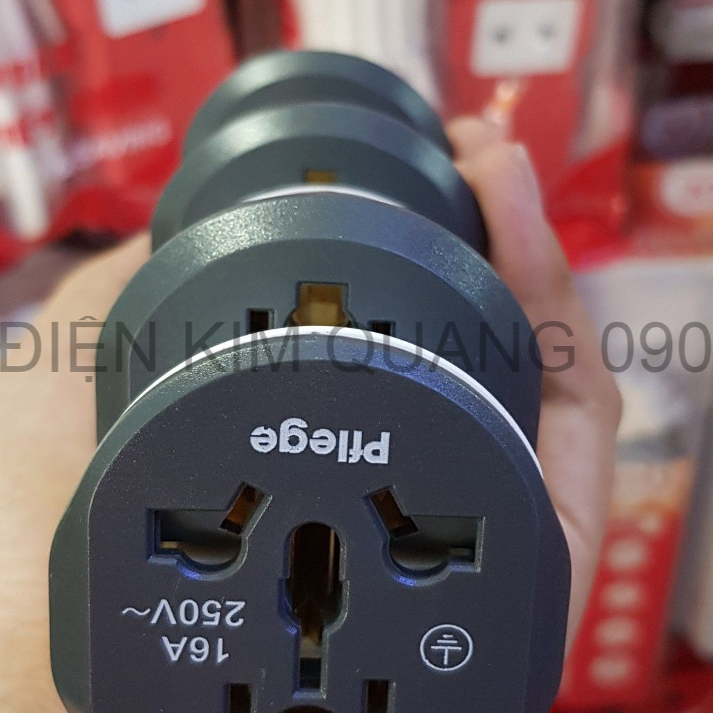 Multi-purpose power outlet/Universal adapter 3500W 220V 16A PFLEGE ...