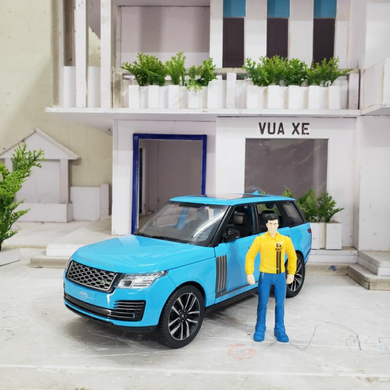 1:24 scale Range Rover Autobiography model with horn, free character ...