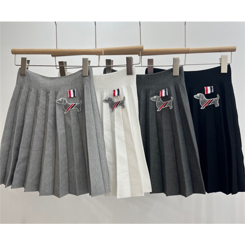 Thom women's skirt embroidered with dog motifs, super sharp and ...