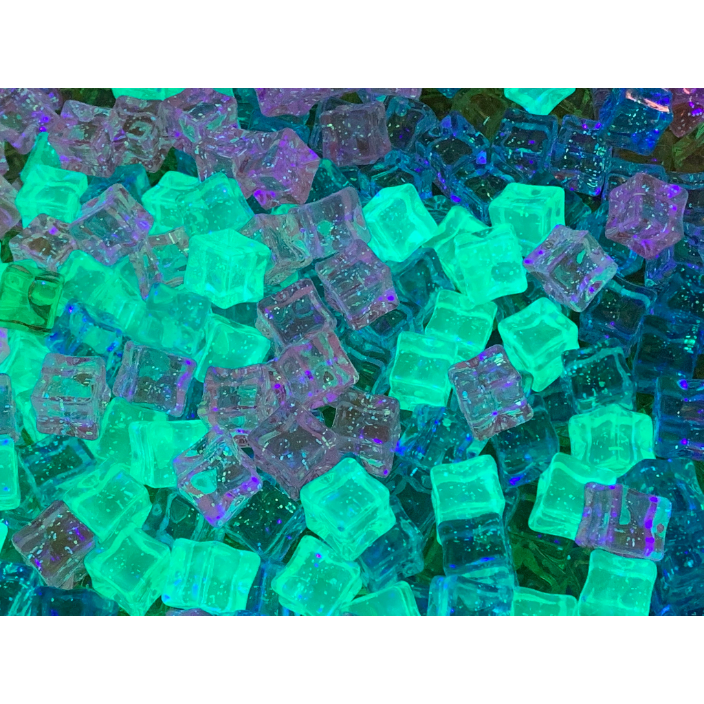 Multi-colored Glowing Glitter Stone Desk Decoration for Classmates DIY ...