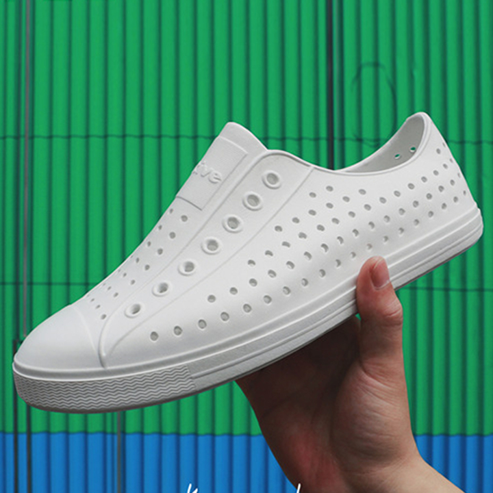 Plastic shoes with holes for rain and sun, large size | Shopee Philippines