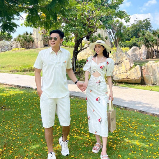 Designer couple outfits - beautiful couple outfits - designer couple ...
