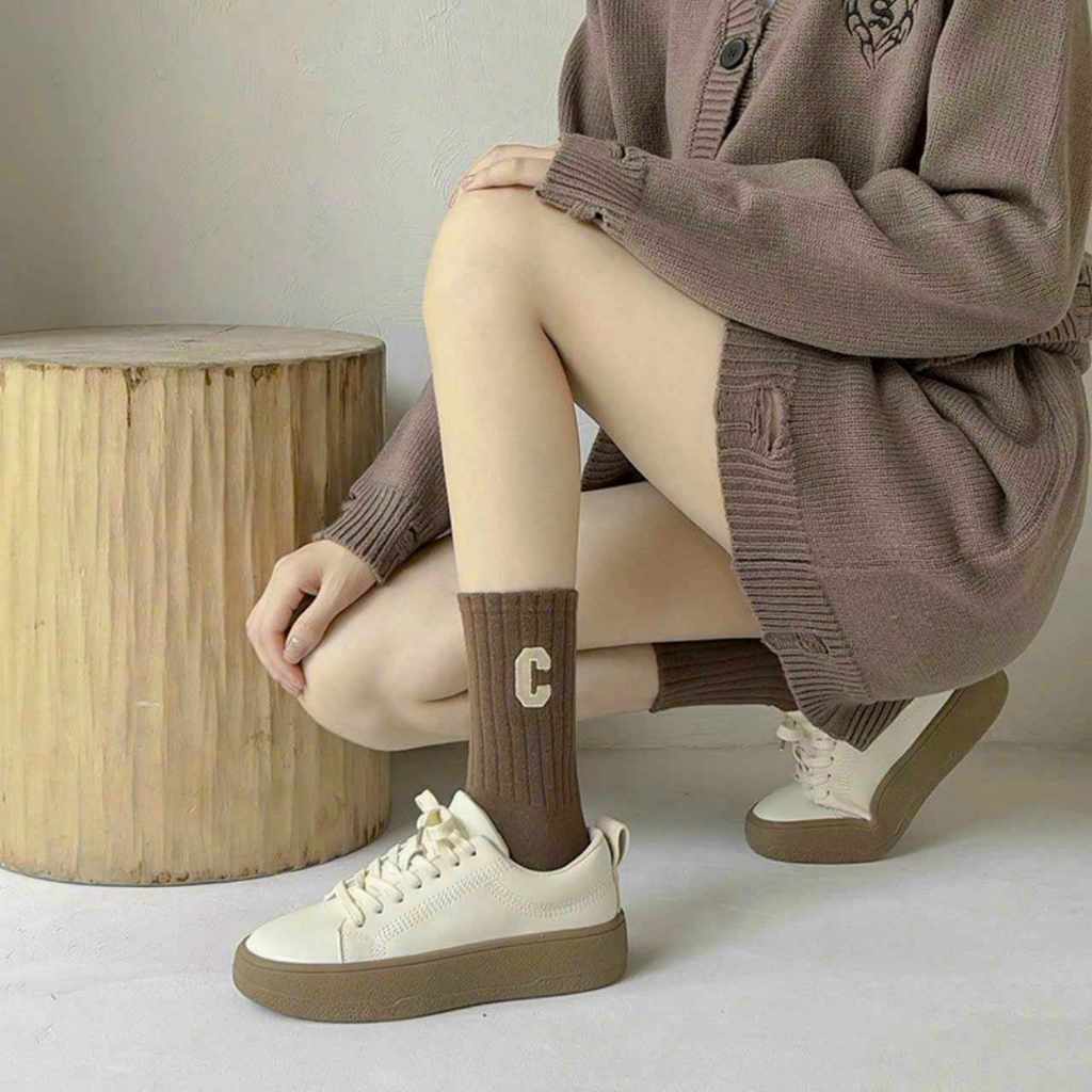 Korean style C-shaped high-neck women's socks, thick and beautiful ...