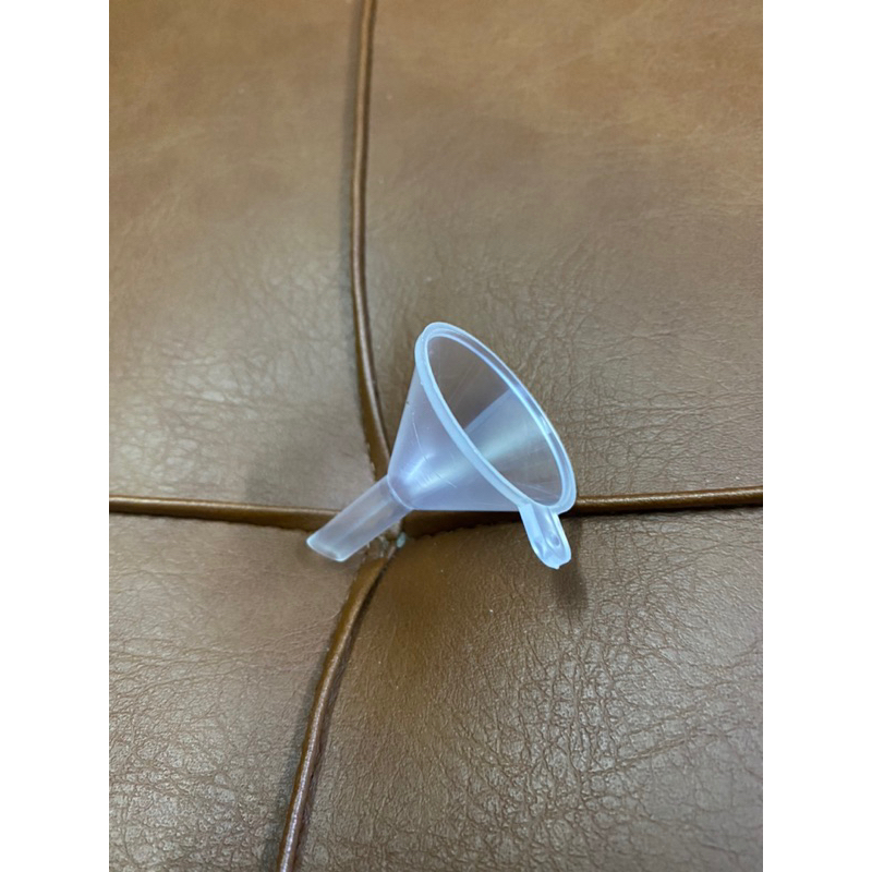 Plastic funnel for cosmetics and solution extraction | Shopee Philippines