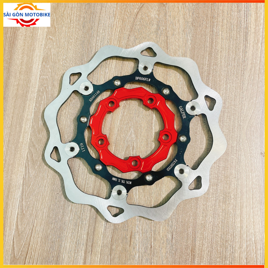 KTM Disc with 5-hole Vario/Click 150 >>> Go for disc size 260mm ...