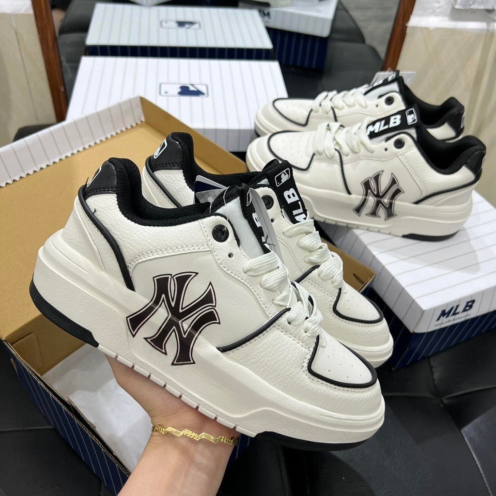 Mlb Chunky Liner Shoes In Black And White MLB Chunky Sneakers For Men ...
