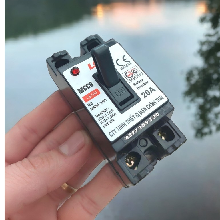 Thai main 20A/30A overload protection circuit breaker LSE - Vinh Hung ...