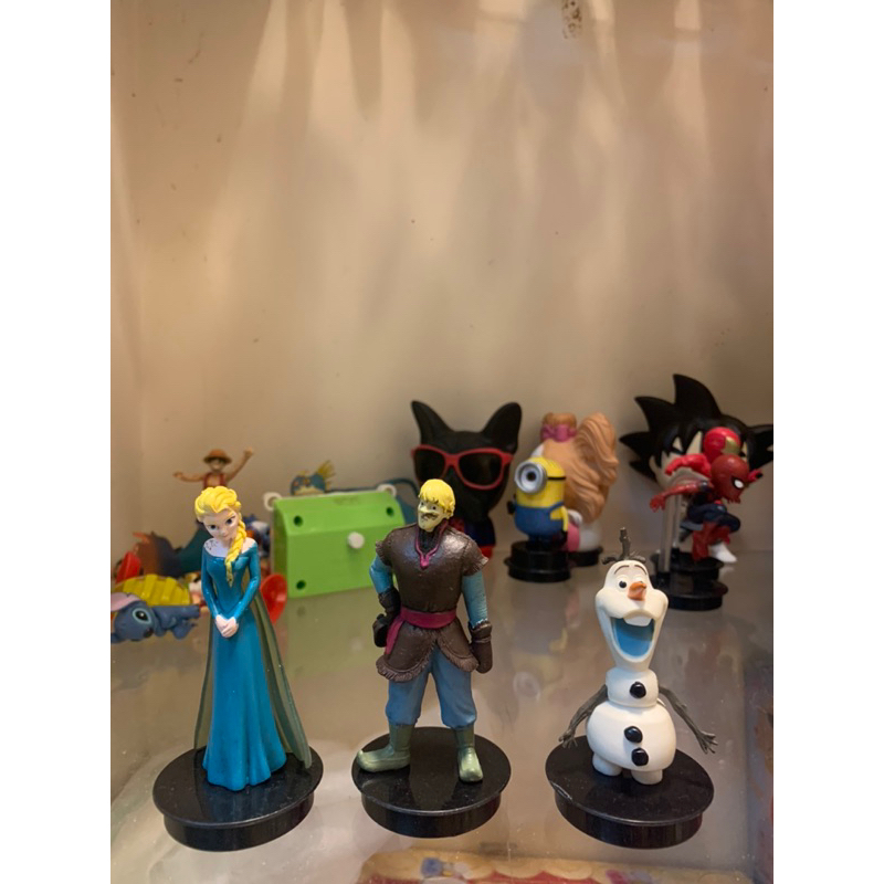 (USED) combo movie theater cup topper model, Frozen movie cup topper ...