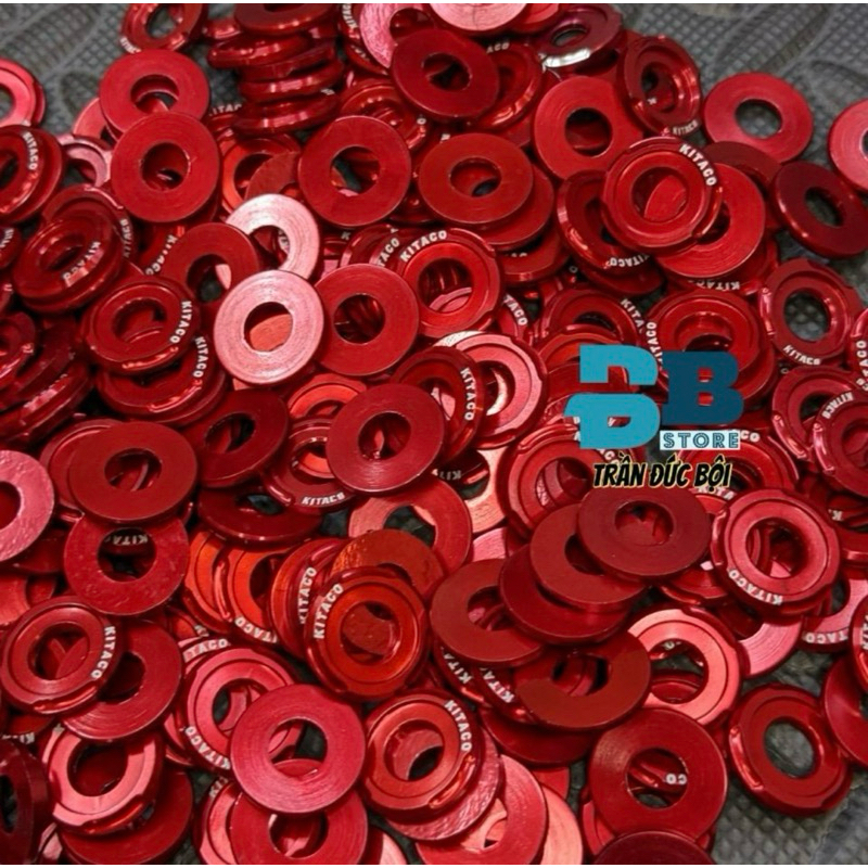 Kitaco red temple feathers mounted on motorbikes, sizes 6mm, 8mm, 10mm ...