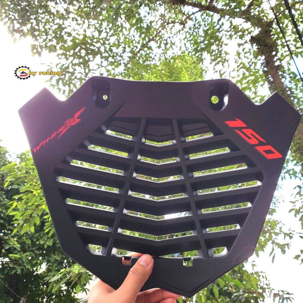 Fender triangle installed for Winner X V3 series (TYPE 1) | Shopee ...