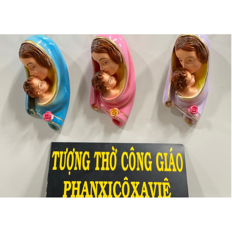 Wall Hanging Statue of Mother Holding Jesus Christ 15cm - Francis ...