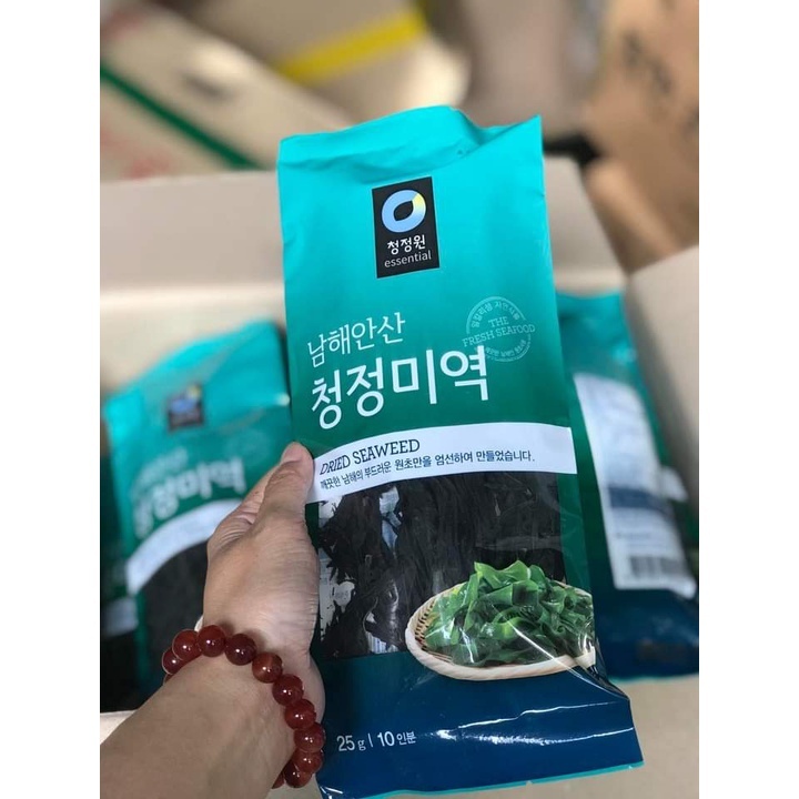 Dried seaweed cooked in Korean Daesang soup 25G | Shopee Philippines