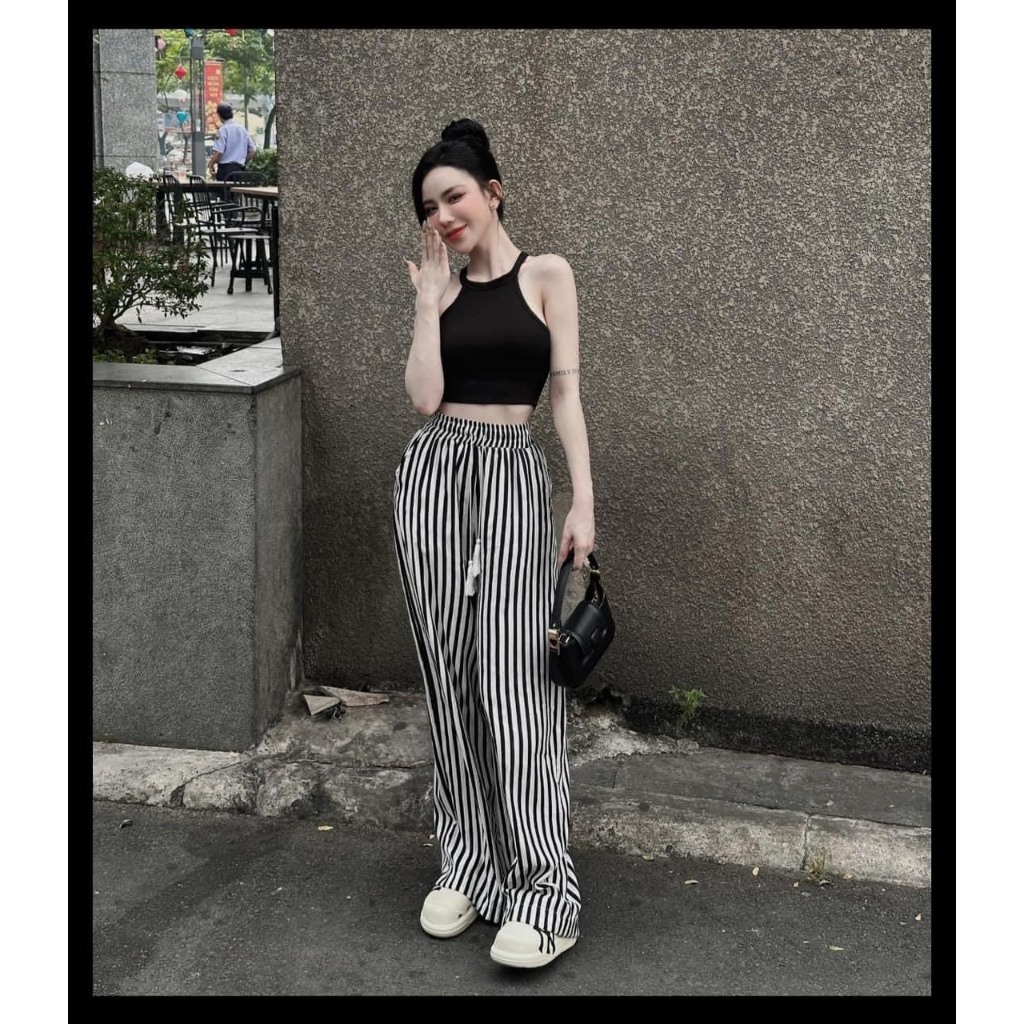 Set of lenin striped wide-leg pants and a cool shirt that hugs the body ...
