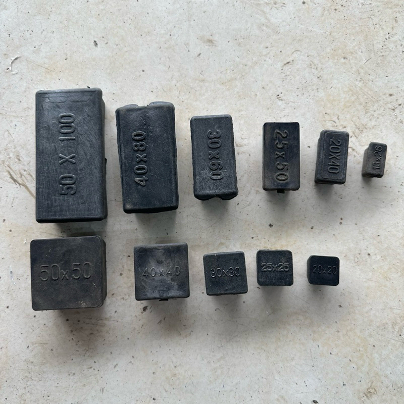 Plastic inner box iron plugs, high-quality pipe end caps, multi-sized ...