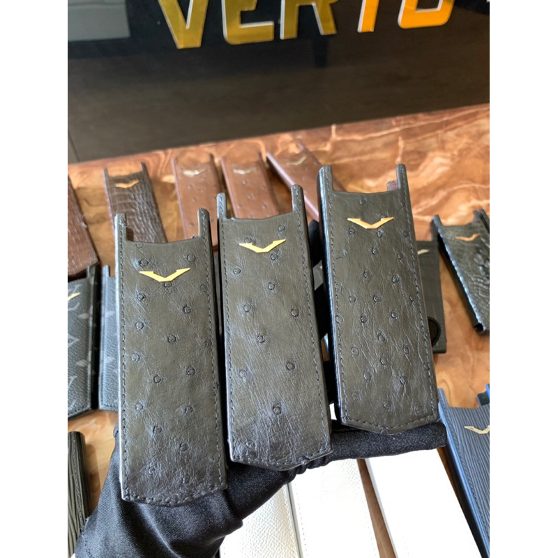 Vertu ostrich leather case // vertu signature s leather case ...