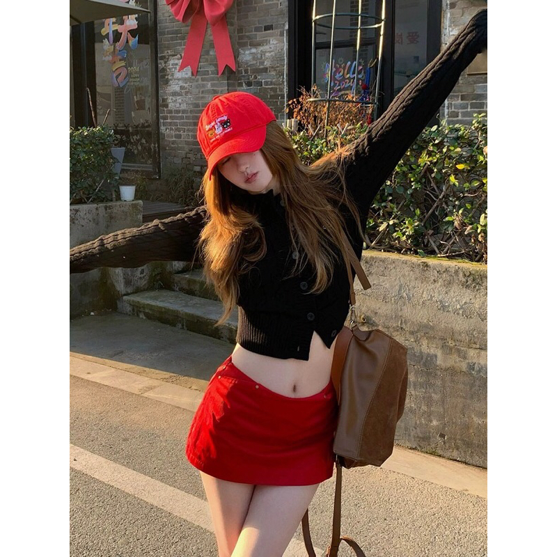 A-line legs are hot trend in this year with red color | Shopee Philippines