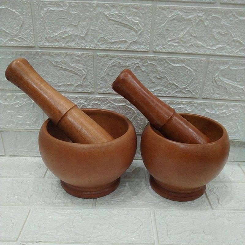 Compact, convenient jar-shaped high-quality wooden mortar and pestle ...