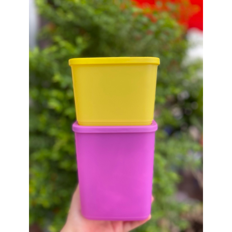 Set of 2 square boxes 1.8L +1L Tupperware | Shopee Philippines