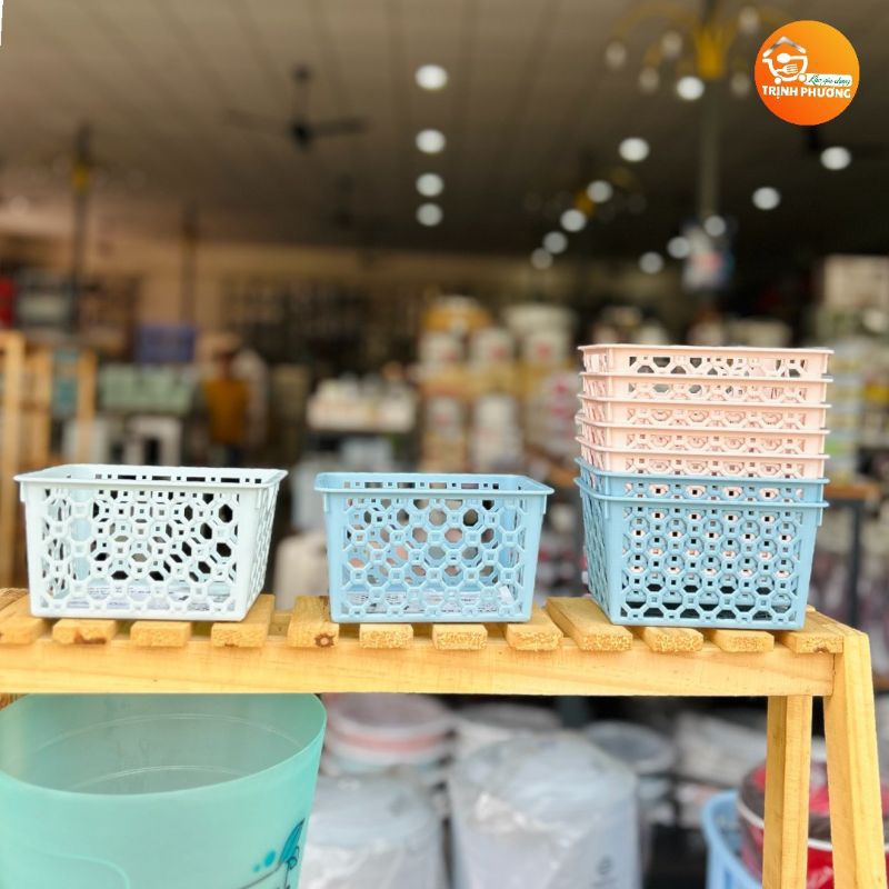 Large Japanese tray 5691, small 5690, square plastic basket ...