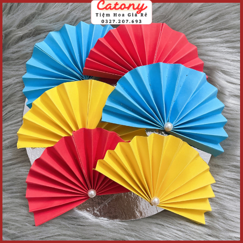 Children's Paper Fan Studded With Pearls Of All Sizes 15cm Is Used To ...