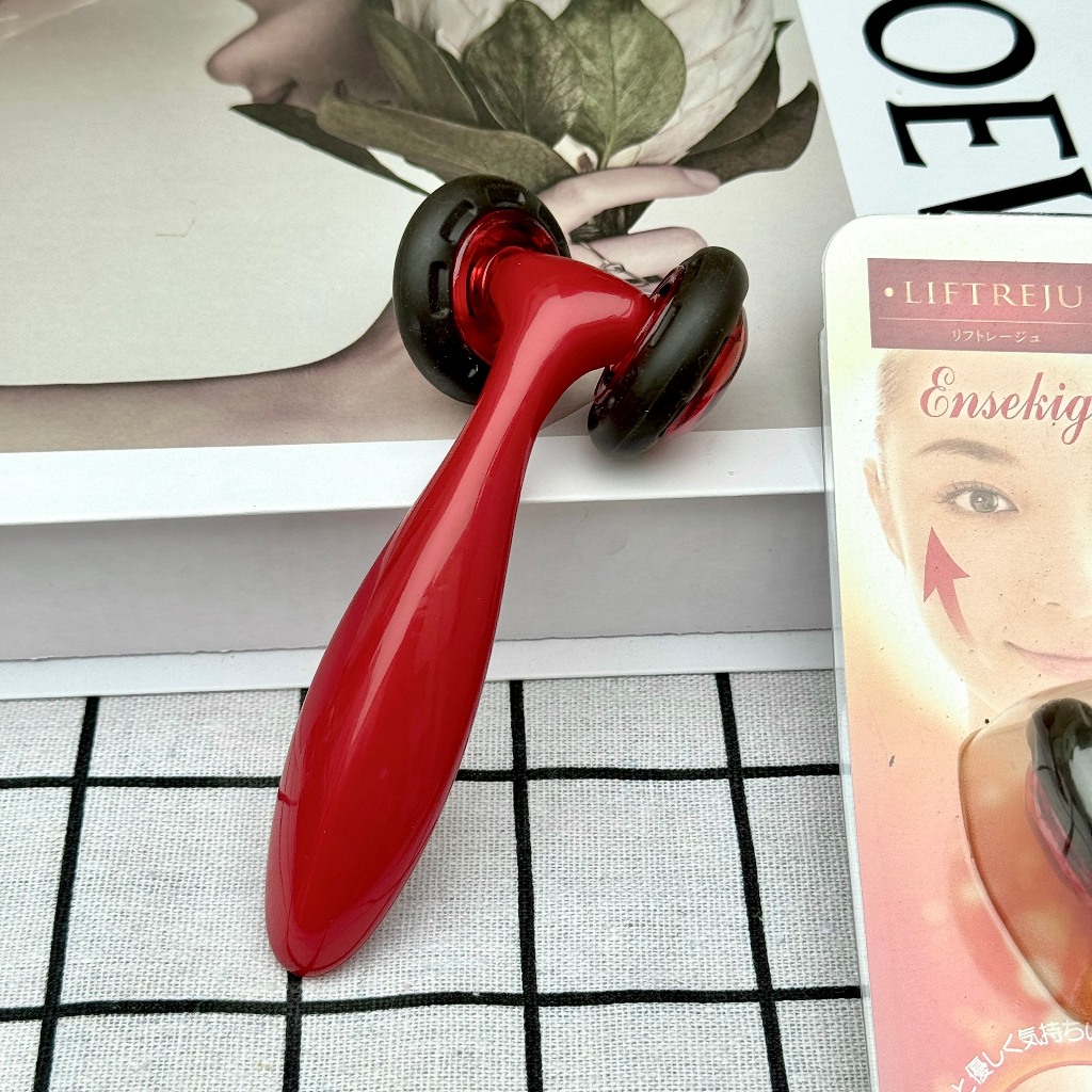 Premium facial massage roller with Japanese VeSS infrared rays (made in ...
