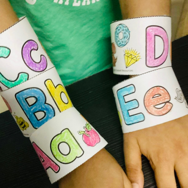 (Alphabet Bracelets) - English Alphabet Through The Game Of Collage And ...