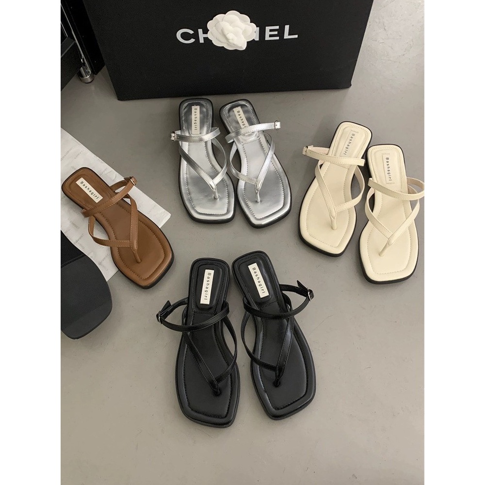 Small, Youthful, Lightweight Flat Sole Flip-flops - BigSize 35/45 Anti ...