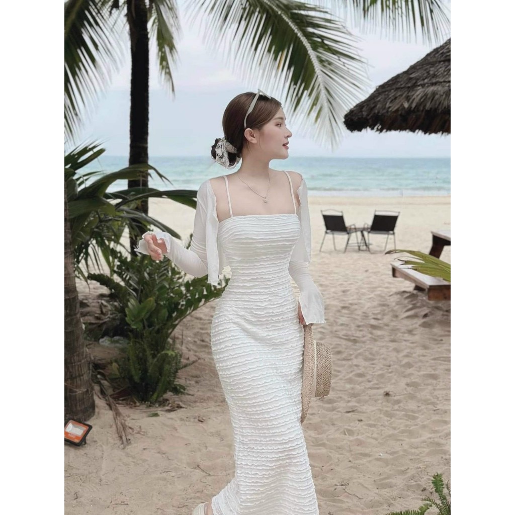 2-strap maxi dress for summer travel made of thick fish-scale lace with ...