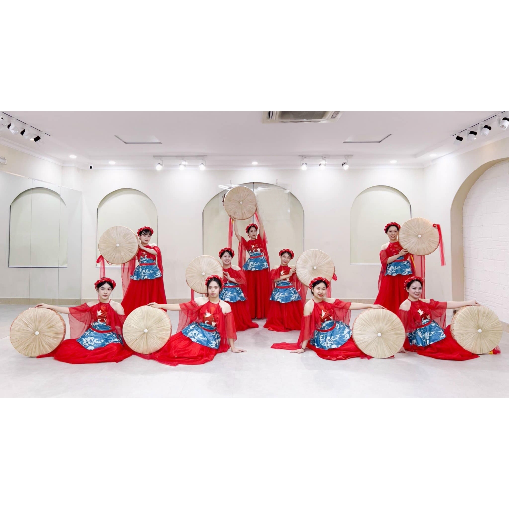 Set of overalls, dance performance costumes, designed with off-the ...